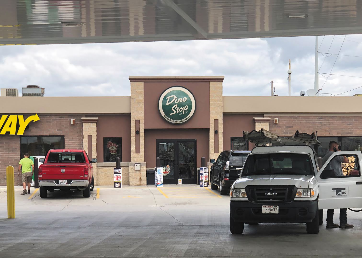 Dino Stop Convenience Store and Gas Station